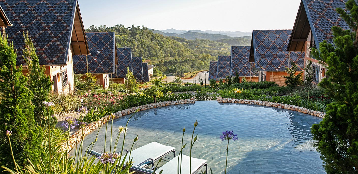 Hotel - Parque Aquático Cascanéia